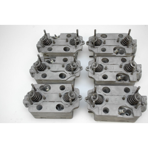 Porsche 911 1969 S Engine Cylinder Heads 90110400901
