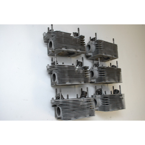 Porsche 911 1969 S Engine Cylinder Heads 90110400901