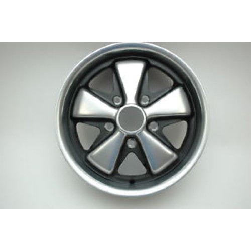 Porsche 911 Deep Six Fuchs Wheel 15x6 no Heart date stamp 11-70 91136110200