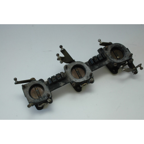 Porsche 911 E MFI Throttle Body 91111008310