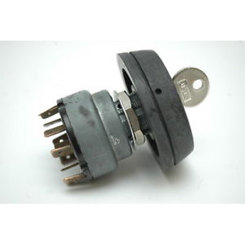 Porsche 911 Early SWB Ignition Lock and Key 90161301300 Spade