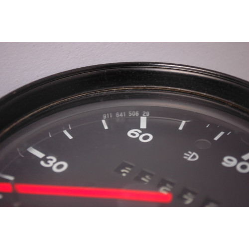 Porsche 911 Speedometer 180MPH 91164150629
