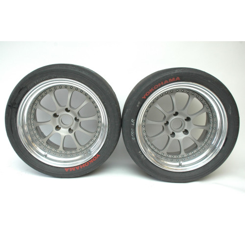 Porsche 935 Kinesis Wheels Front 18x10.5 Rear 18x13