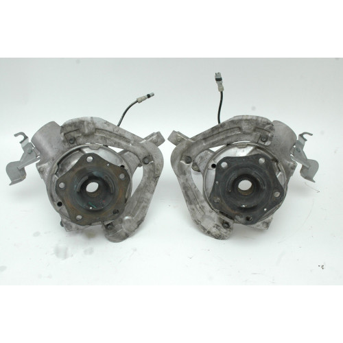 Porsche 987 Wheel Carriers Rear 98733115706 98733115806 99734306903