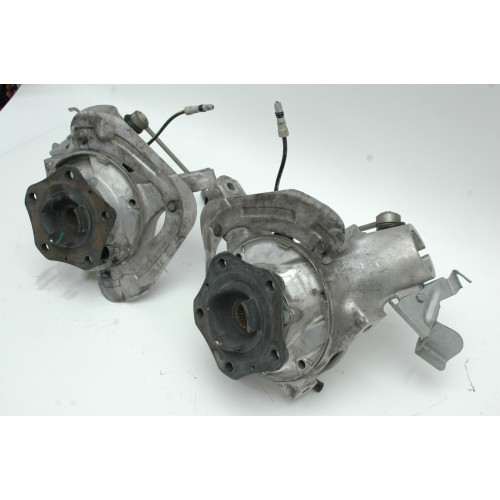 Porsche 987 Wheel Carriers Rear 98733115706 98733115806 99734306903