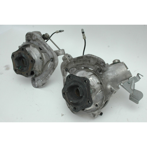 Porsche 987 Wheel Carriers Rear 98733115706 98733115806 99734306903