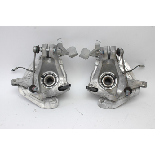 Porsche 987 Wheel Carriers Rear 98733115706 98733115806 99734306903