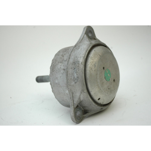 Porsche 993 Engine Mount 99337504905 SS 99337504909