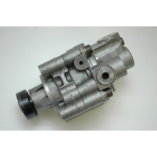 Porsche 993 Power Steering Pump 99331405027